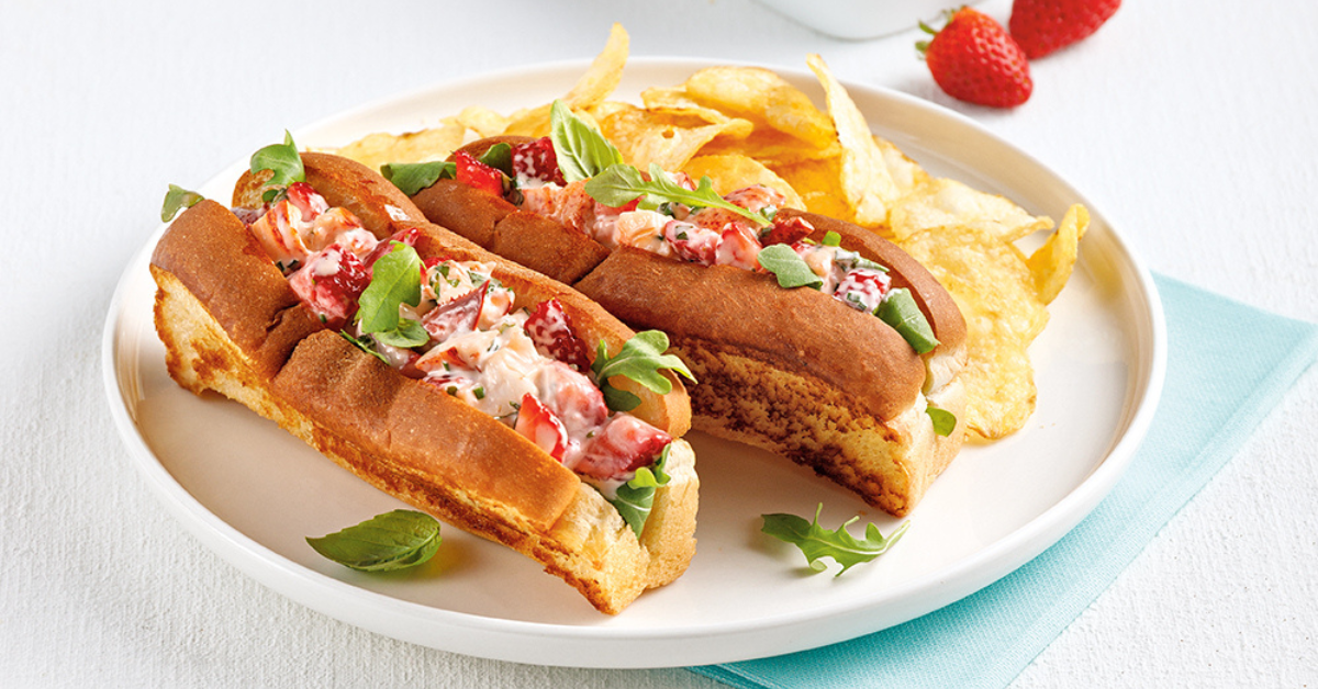 Guédilles au homard et fraises | Recette 100 % Québec | Blogue ...