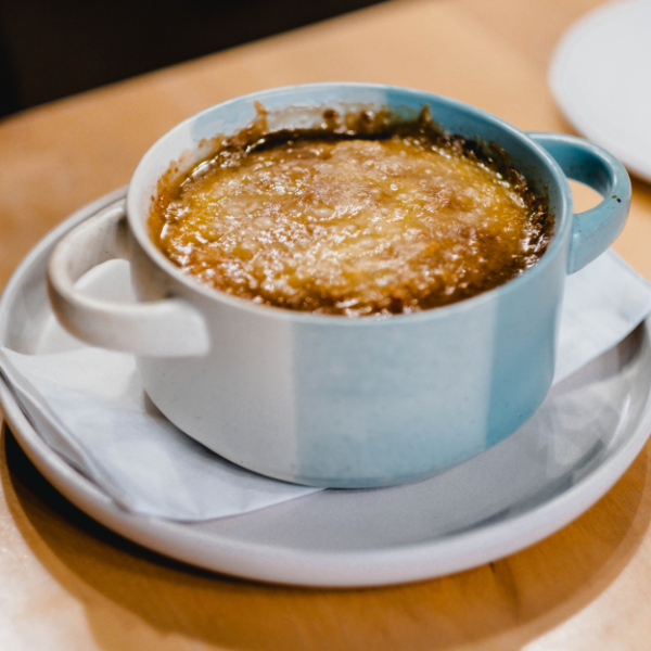 Recette de pouding chômeur à l’érable gratiné de David Janelle chef de ...